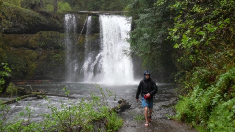 16 Must-See Waterfalls Near Portland Oregon | +Maps & Local Tips